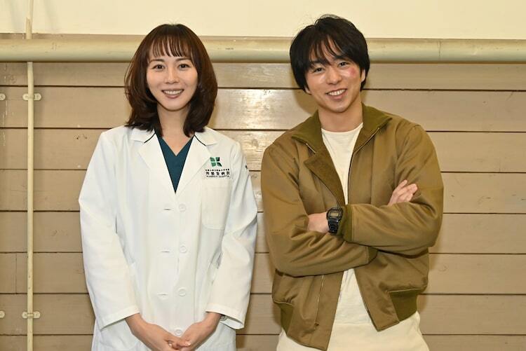 「大病院占拠」櫻井翔と比嘉愛未の写真&コメント到着、本編映像も初公開 ぴあ映画