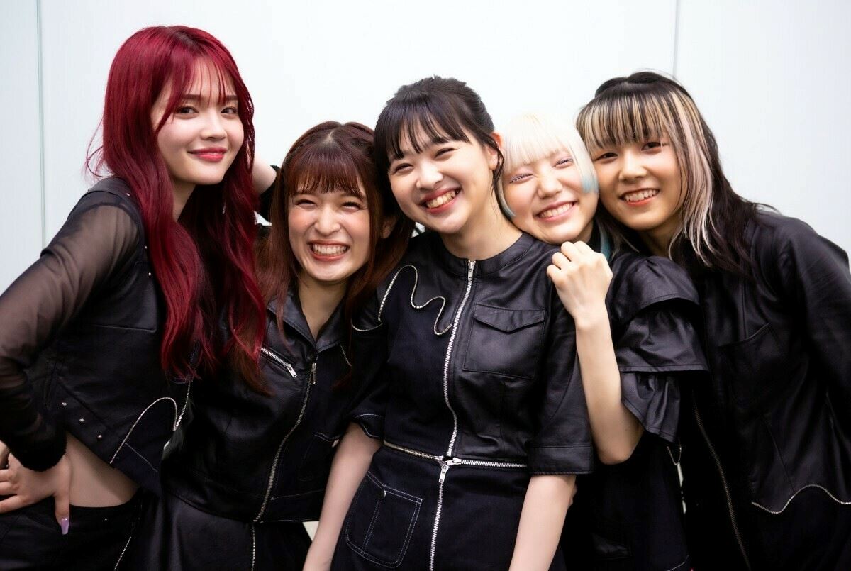 【インタビュー】PIGGS、全国ツアーいよいよスタート！「1本のライブの中でいろんなPIGGSを見せられるものにしたい」 - ぴあ音楽