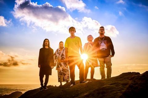 RED ORCA - ぴあ音楽