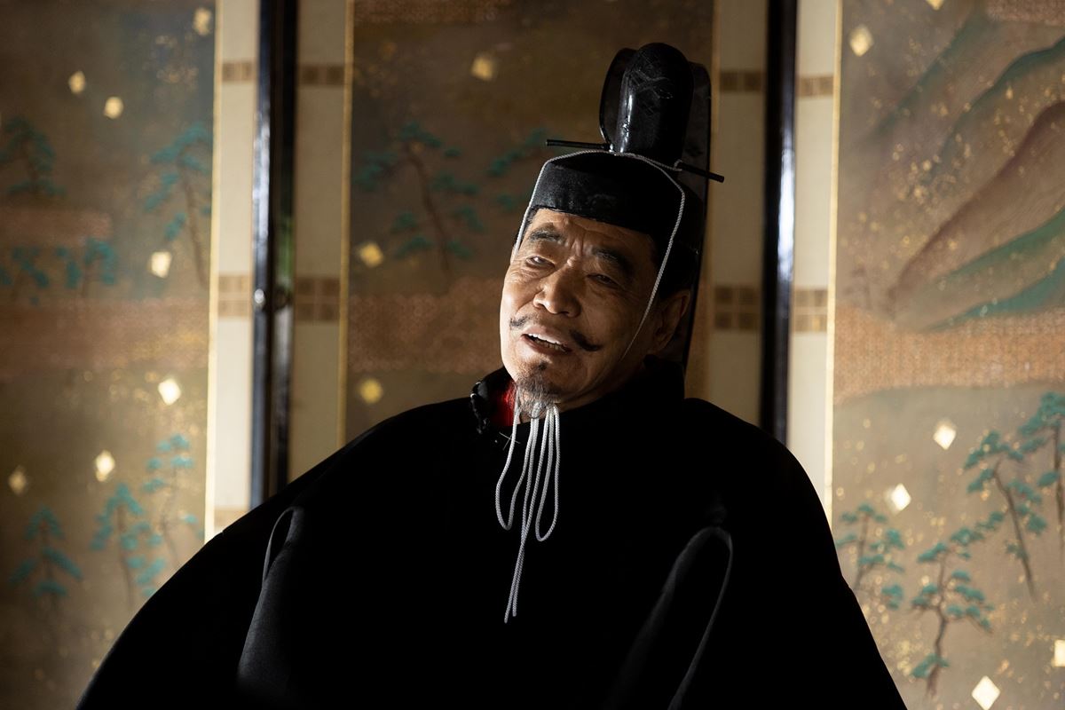 刀剣男士たちが渋谷スクランブル交差点に降臨 『映画刀剣乱舞 黎明 』場面写真10枚公開 の画像・写真 ぴあ映画