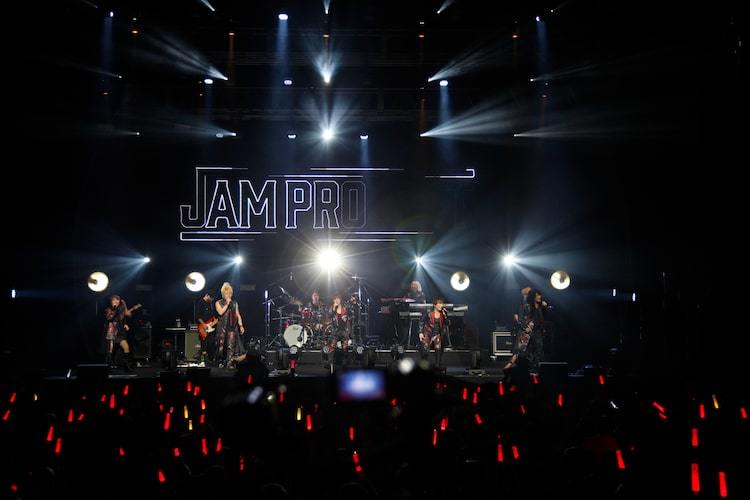 JAM Project、ライブハウスで爆発させた“ロックスピリット” - ぴあエンタメ情報