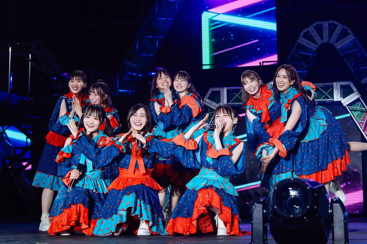 日向坂46、聖地開催の『W-KEYAKI FES.2022』で全国アリーナツアーを発表 の画像・写真 - ぴあ音楽