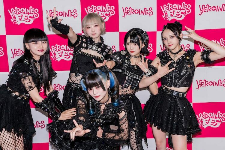 LADYBABYが5人編成になって復活！新体制初ステージで新曲「Gotchaにっぽん！」披露 - ぴあ音楽