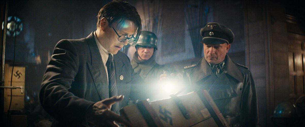 首位逆転で「インディ・ジョーンズ」が1位に 高橋文哉、桜井ひより共演の『交換ウソ日記』は初登場3位【動員ランキング】 の画像・写真 ぴあ映画